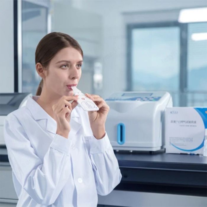 بـاقة الفحص الطبي الشامل للطلاب و المدرسين من Med White Lab & Med Marine