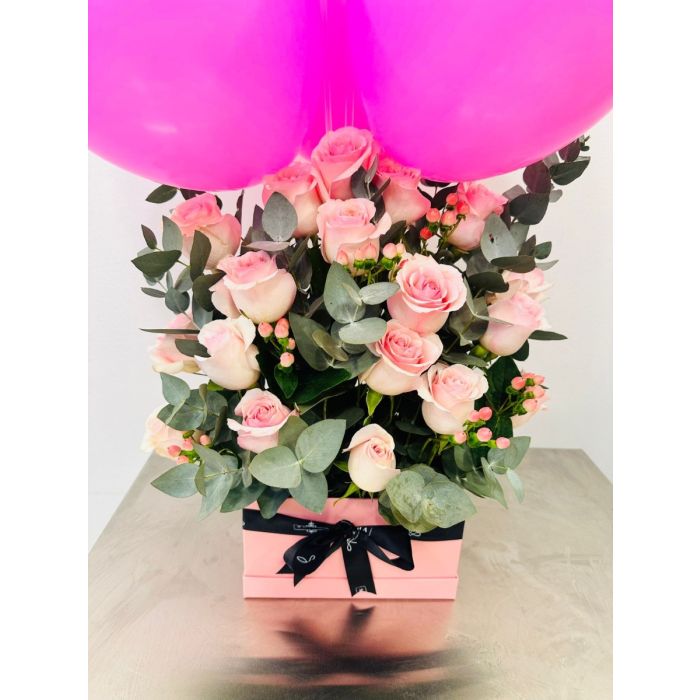 Sogha Baby Girl Box Balloons with Mixed Flowers